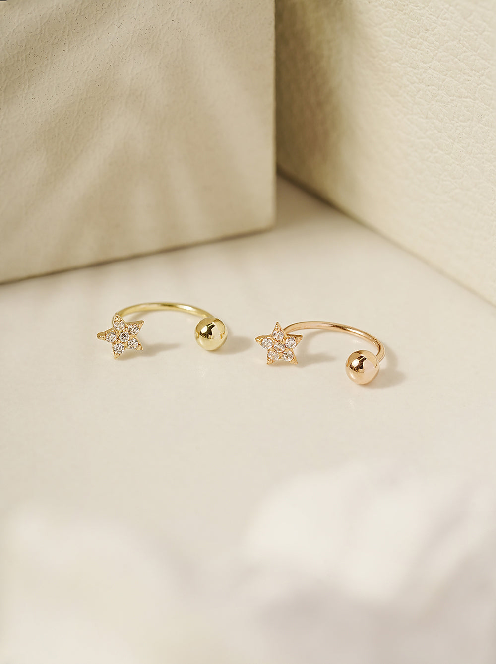 14K Gold Minimi Cubic Star Curve Piercing 20G – MinimalBijoux