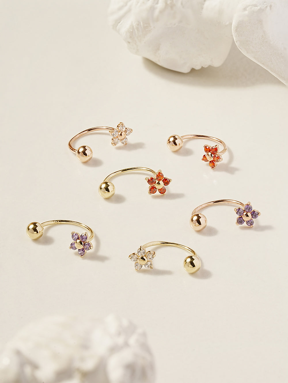 14K Gold Minimi Five Petal Flower Curve Piercing 20G – MinimalBijoux