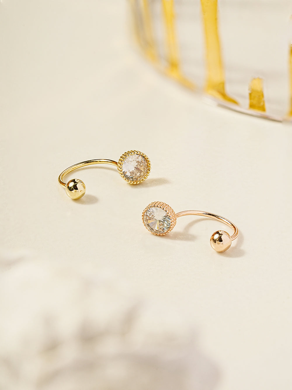 14K Gold Simple Round Curve Piercing 20G – MinimalBijoux