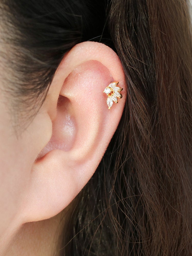 CZ Stud Wing Cartilage Earring – MinimalBijoux